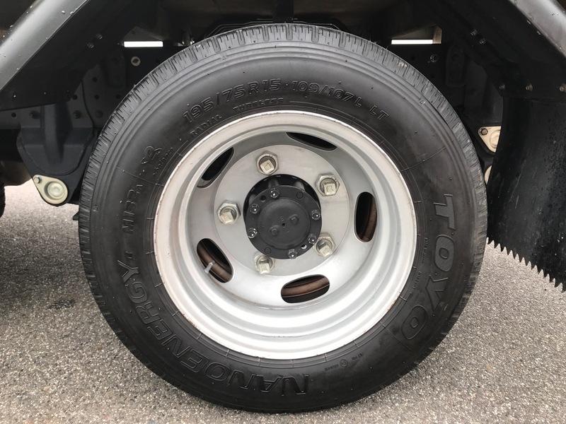 R1年☆平ボディ 2t 5MT 標準 ディーゼルターボ 3方開｜トラック在庫詳細｜株式会社ヤナギサワ自動車販売