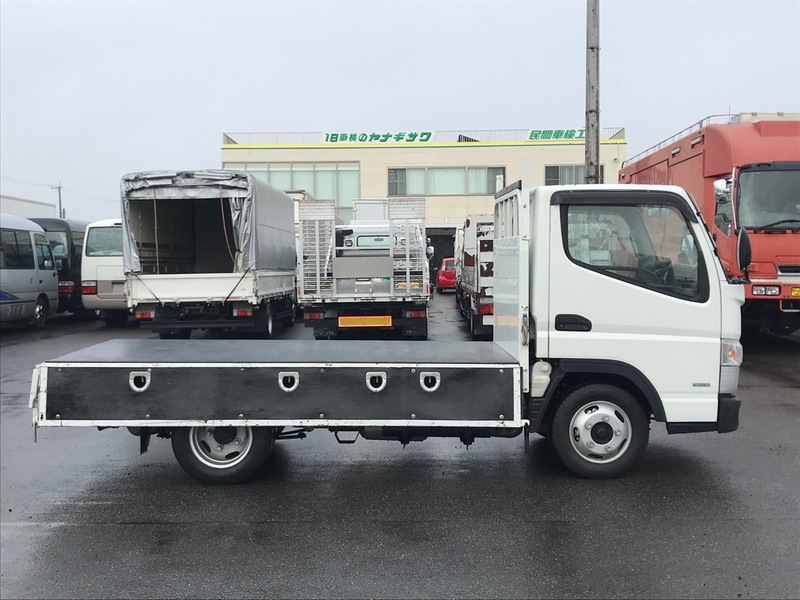 R1年☆平ボディ 2t 5MT 標準 ディーゼルターボ 3方開｜トラック在庫詳細｜株式会社ヤナギサワ自動車販売