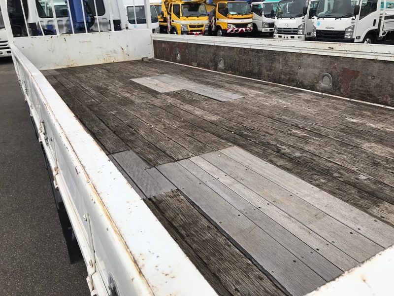 H20年☆4段クレーン付き平ボディ 2.7t 6MT｜トラック在庫詳細｜株式会社ヤナギサワ自動車販売
