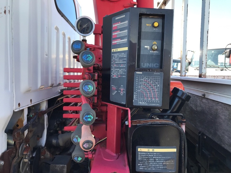 H17年☆4段クレーン付き平ボディ 2t 標準ロング 2.93t吊り 5MT｜トラック在庫詳細｜株式会社ヤナギサワ自動車販売