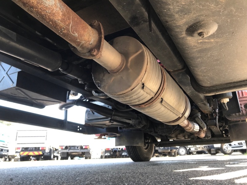 H17年☆4段クレーン付き平ボディ 2t 標準ロング 2.93t吊り 5MT｜トラック在庫詳細｜株式会社ヤナギサワ自動車販売