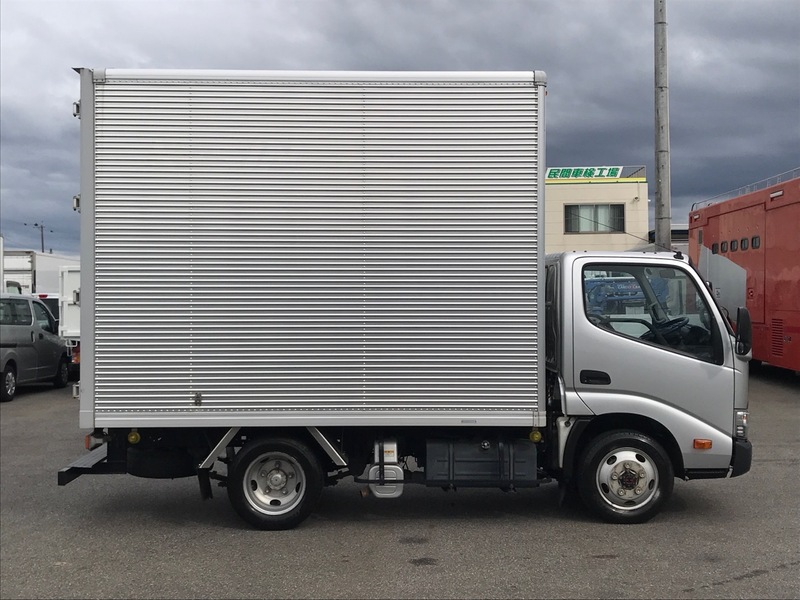H29年☆4WD アルミバン 2t 左サイドドア 5MT リア観音扉｜トラック在庫詳細｜株式会社ヤナギサワ自動車販売