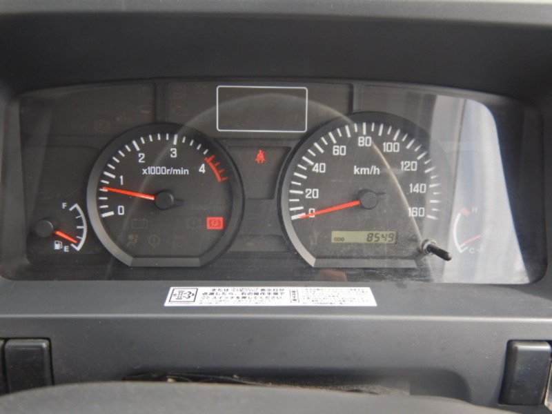 いすゞ エルフ 平 10尺 全低床 坂道補助 キーレス 4ナンバー 2t 5MT｜中古トラック在庫詳細｜株式会社ヤナギサワ自動車販売