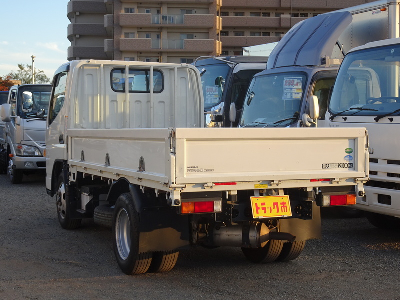 NT450アトラス 平ボディー 積載量2t 総重量5t未満 全低床｜トラック在庫詳細｜株式会社ヤナギサワ自動車販売