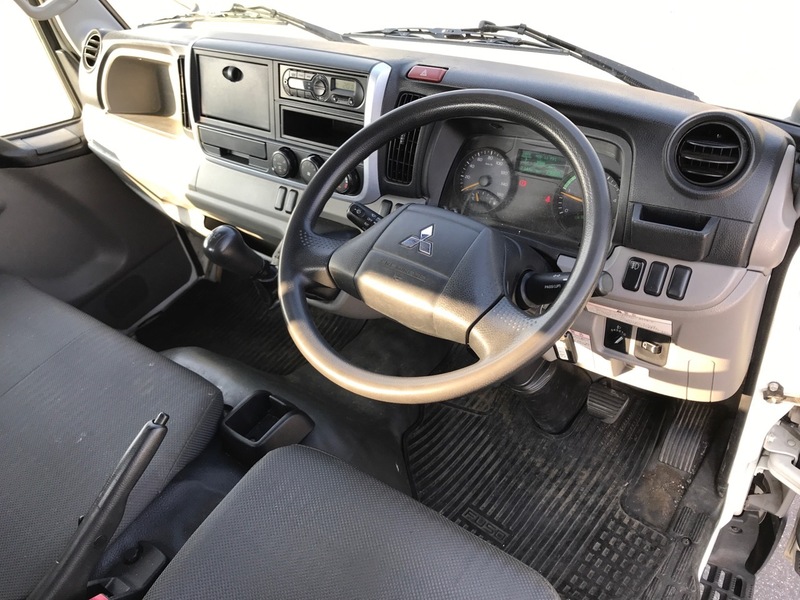 H29年☆平ボディ 3t 標準ロング 5MT 全低床｜トラック在庫詳細｜株式会社ヤナギサワ自動車販売