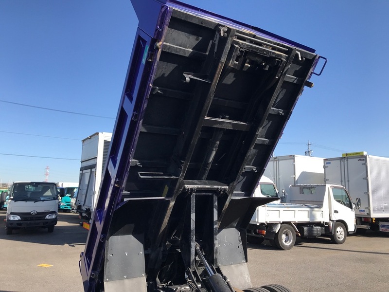 H28年☆セーフティローダーダンプ 3t 5MT 3方開｜トラック在庫詳細｜株式会社ヤナギサワ自動車販売