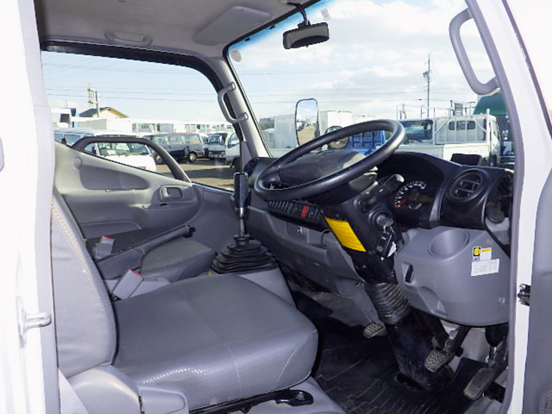 トヨタ ダイナ 平 3方開 標準デッキ 低床 アドブルーレス ETC 1.5t 5MT｜トラック在庫詳細｜株式会社ヤナギサワ自動車販売