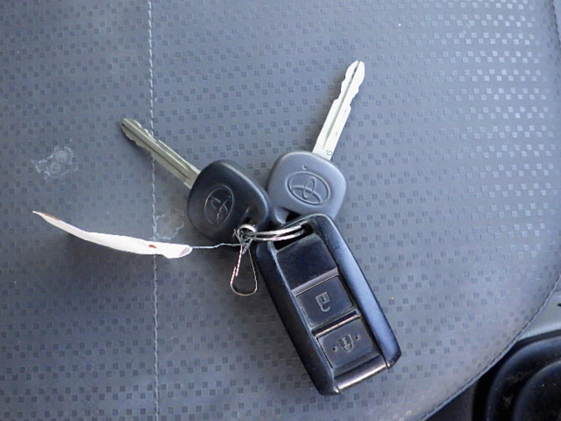 トヨタ ダイナ 平 3方開 標準デッキ 低床 アドブルーレス ETC 1.5t 5MT｜トラック在庫詳細｜株式会社ヤナギサワ自動車販売