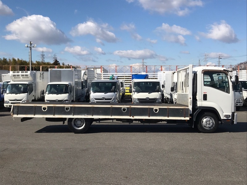 H26年☆平ボディ 4t 6.2mボディ 6MT 標準幅 ロープ穴4対｜トラック在庫詳細｜株式会社ヤナギサワ自動車販売