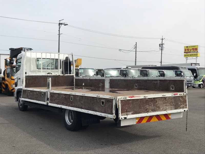 H28年☆平ボディ 積載3700kg 6MT 5方開 ロープ穴4対｜トラック在庫詳細｜株式会社ヤナギサワ自動車販売