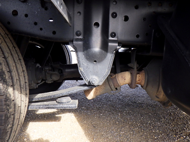 いすず エルフトラック 平 標準 10尺 全低床 3方開 床板 リアWタイヤETC 2t 5MT｜中古トラック在庫詳細｜株式会社ヤナギサワ自動車販売