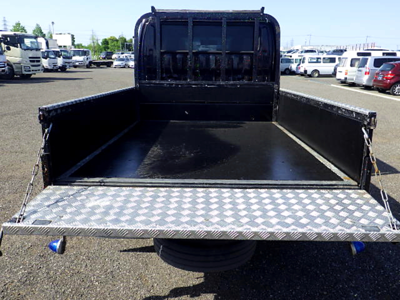 日野 デュトロ Wキャブ 標準 フルジャストロー アオリ縞板 ETC 2t 5MT｜トラック在庫詳細｜株式会社ヤナギサワ自動車販売