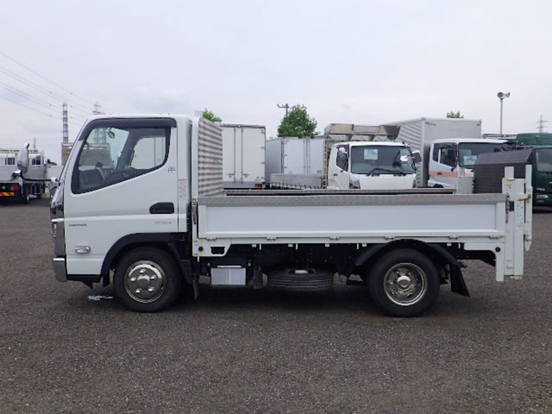 三菱ふそう キャンター 平 垂直パワーゲート 10尺 全低床 LEDライト ETC 2t 5MT｜トラック在庫詳細｜株式会社ヤナギサワ自動車販売