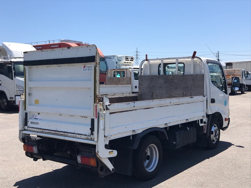 H27年☆平ボディ パワーゲート付き 2t 標準10尺 全低床 5MT｜トラック在庫詳細｜株式会社ヤナギサワ自動車販売