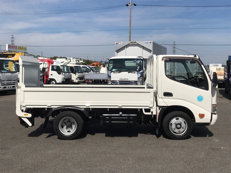 H27年☆平ボディ パワーゲート付き 2t 標準10尺 全低床 5MT｜中古トラック在庫詳細｜株式会社ヤナギサワ自動車販売
