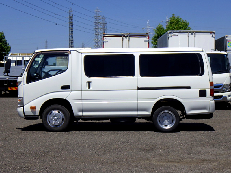 トヨタ ダイナ ルートバン 低床 両側スライドドア 純正ラジオETC 2t 5MT｜トラック在庫詳細｜株式会社ヤナギサワ自動車販売