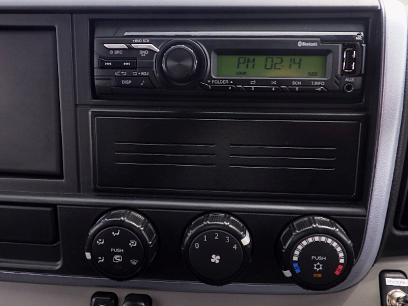 三菱ふそう キャンター 平 ロング 全低床 床鉄板 LED Bカメラ スマキー 2t 5MT｜トラック在庫詳細｜株式会社ヤナギサワ自動車販売