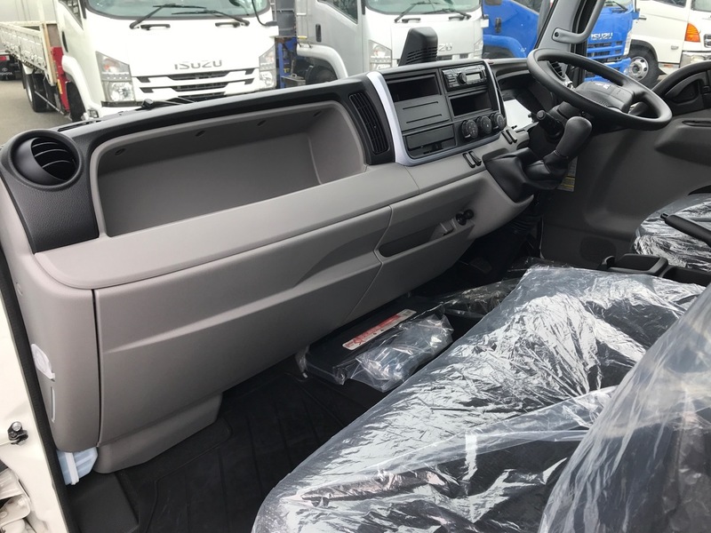 R5年☆平ボディ ワイドロング 2t 5MT 全低床 未使用車｜トラック在庫詳細｜株式会社ヤナギサワ自動車販売