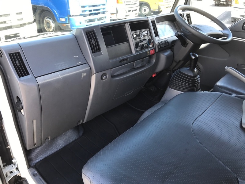 H27年☆平ボディ アルミハイブロック 2t 2段アオリ 5MT｜中古トラック在庫詳細｜株式会社ヤナギサワ自動車販売