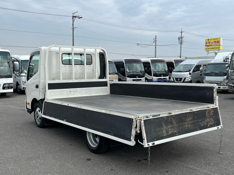 H26年☆平ボディ 2t ワイドセミロング 5MT｜中古トラック在庫詳細｜株式会社ヤナギサワ自動車販売