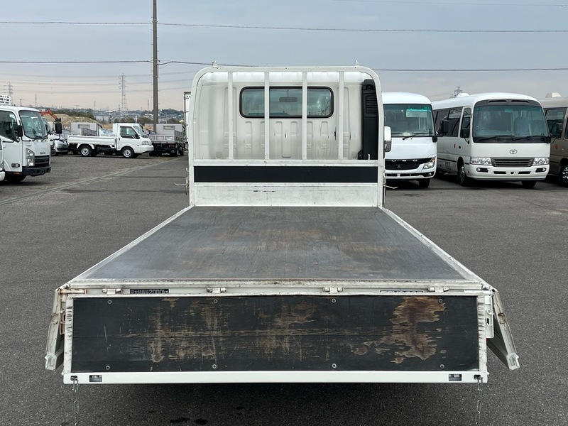 H26年☆平ボディ 2t ワイドセミロング 5MT｜中古トラック在庫詳細｜株式会社ヤナギサワ自動車販売