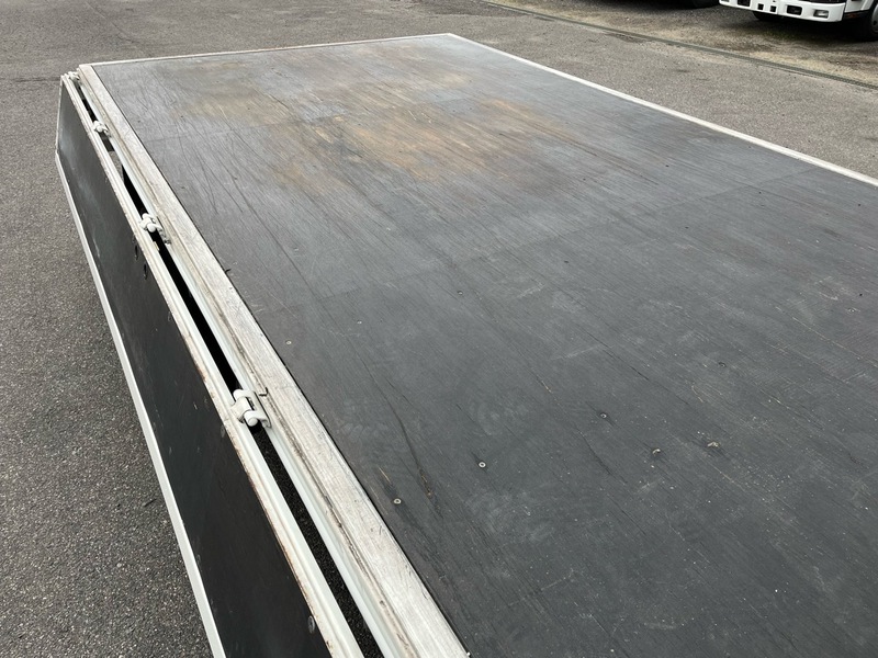 H26年☆平ボディ 2t ワイドセミロング 5MT｜中古トラック在庫詳細｜株式会社ヤナギサワ自動車販売