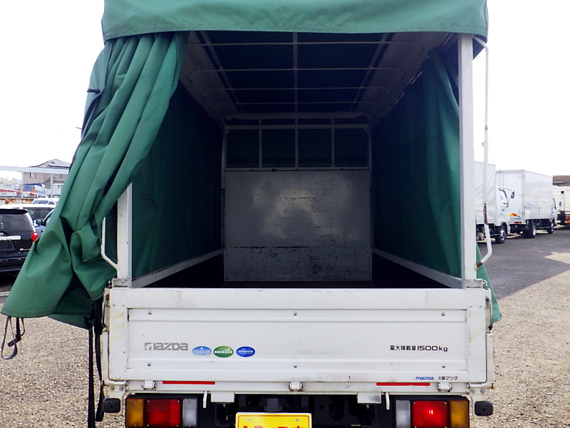 マツダ タイタン 平 幌カーテン付 全低床 坂道補助 Wエアバック 1.5t 5MT｜中古トラック在庫詳細｜株式会社ヤナギサワ自動車販売