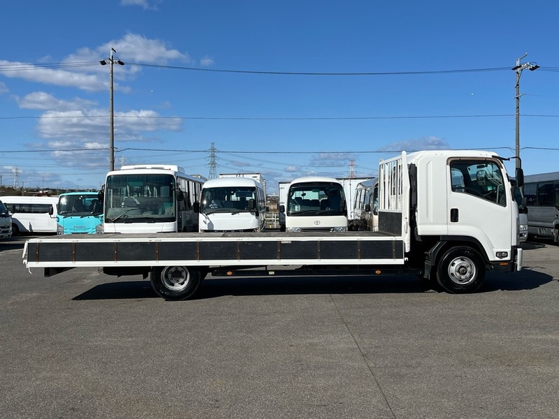 H28年☆平ボディ ベッド付き 4t 6.2mボデー 標準キャビン 6MT｜中古トラック在庫詳細｜株式会社ヤナギサワ自動車販売