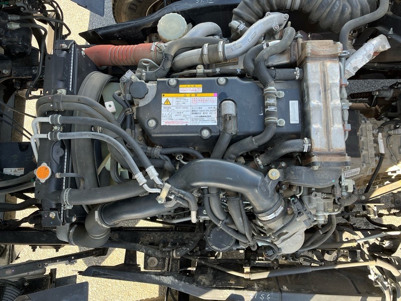 H28年☆平ボディ ベッド付き 4t 6.2mボデー 標準キャビン 6MT｜中古トラック在庫詳細｜株式会社ヤナギサワ自動車販売