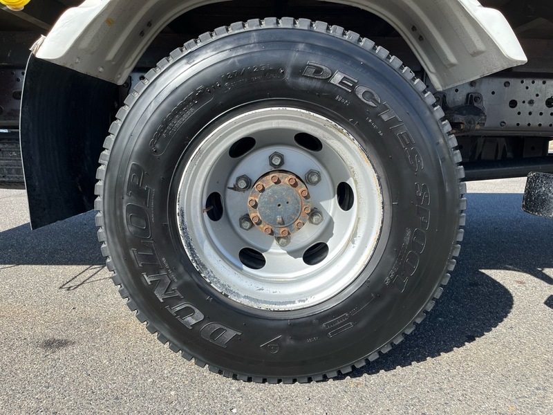 H28年☆平ボディ ベッド付き 4t 6.2mボデー 標準キャビン 6MT｜中古トラック在庫詳細｜株式会社ヤナギサワ自動車販売