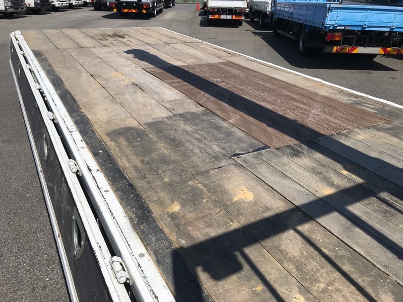 H30年☆4段クレーン付き平ボディ ラジコン 2.93t吊 4t ユニック｜中古トラック在庫詳細｜株式会社ヤナギサワ自動車販売