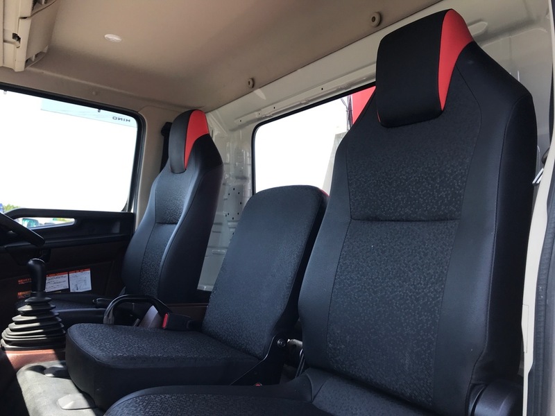 H30年☆4段クレーン付き平ボディ ラジコン 2.93t吊 4t ユニック｜中古トラック在庫詳細｜株式会社ヤナギサワ自動車販売