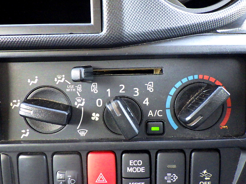 トヨタ トヨエース 幌カーテン車 標準ロング Bカメラ ドラレコ ETC 2t 5MT｜中古トラック在庫詳細｜株式会社ヤナギサワ自動車販売