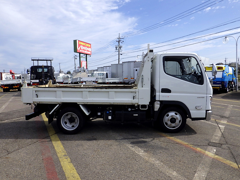 三菱ふそう キャンター 土砂ダンプ コボレーン 全低床 2t LEDヘッドライト 5MT｜中古トラック在庫詳細｜株式会社ヤナギサワ自動車販売