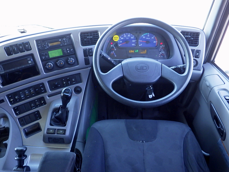 UDトラックス クオン 冷蔵冷凍車 -35℃ 床キーストン ジョロダー4列 13.3t AT｜中古トラック在庫詳細｜株式会社ヤナギサワ自動車販売