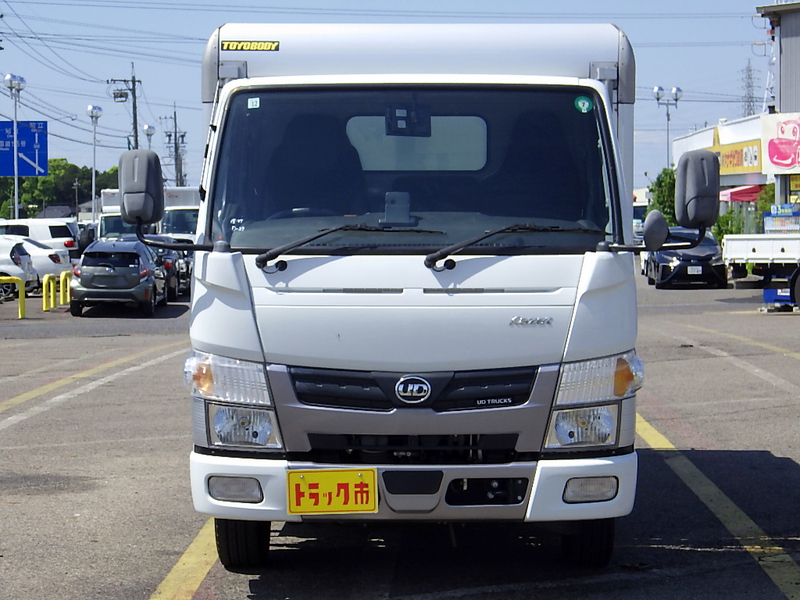UDトラックス カゼット ボトルカー キャンターOEM 左右スライドドア 荷台ルーフキャリー 衝突軽減 2t AT｜中古トラック在庫詳細｜株式会社ヤナギサワ自動車販売